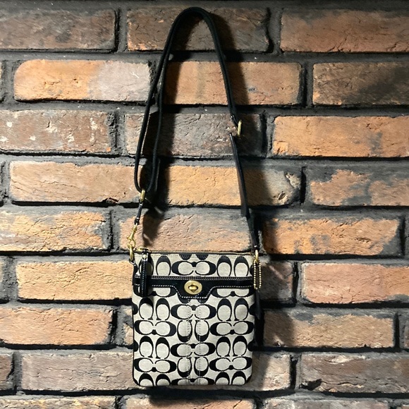 Coach | Bags | Vintage Coach Logo Crossbody | Poshmark